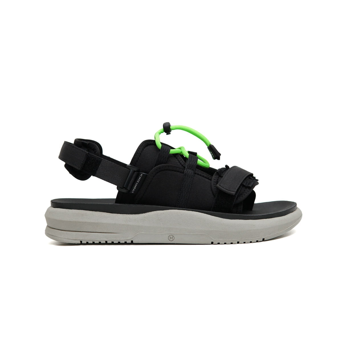 Fitur SHUFFLE dari Hijack Sandals: Match Your Own Style! - Darahkubiru